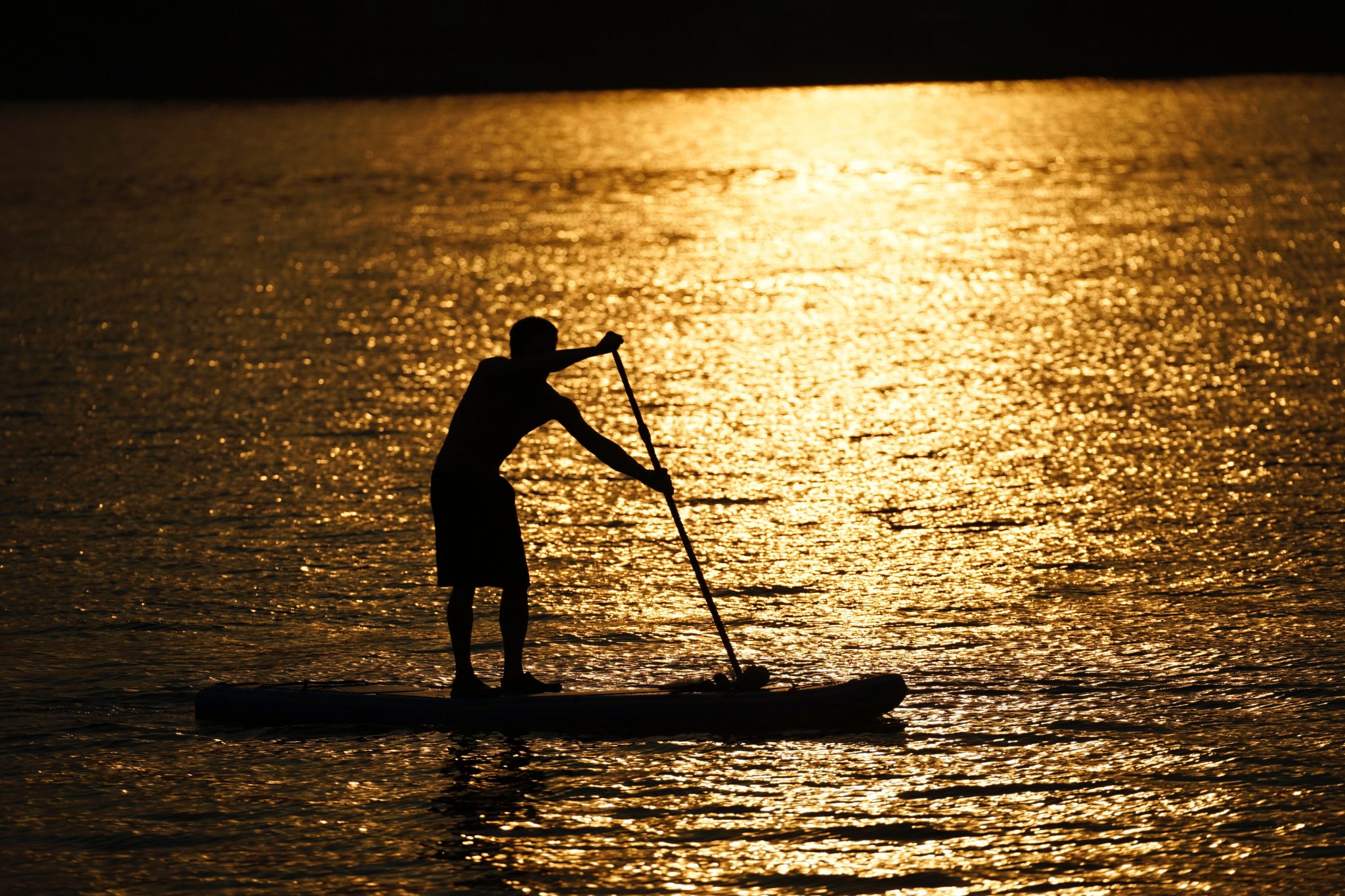 Best LED SUP Lights For Paddle Boarding | Under and Over Board Lights