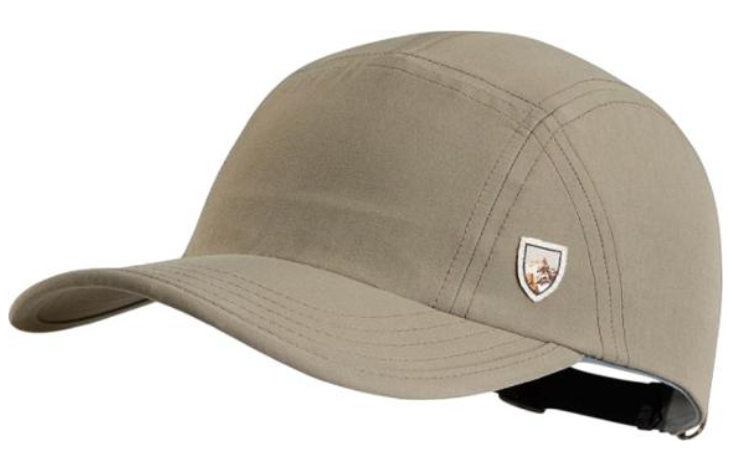 Top Paddle Board Hats To Protect From The Sun While Looking Good